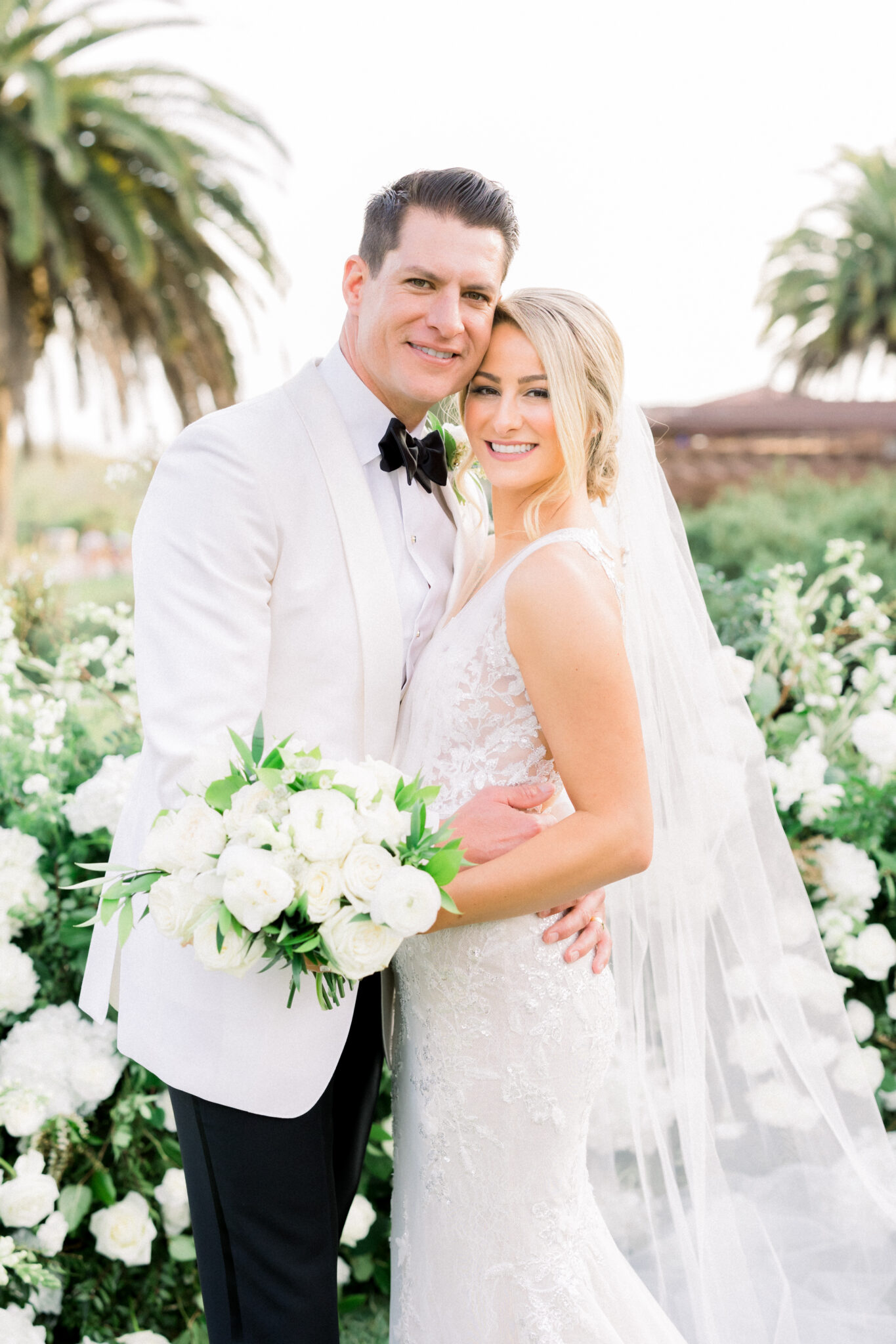 Alyssa & Christian's Black and White Wedding at the Ritz Carlton Bacara ...