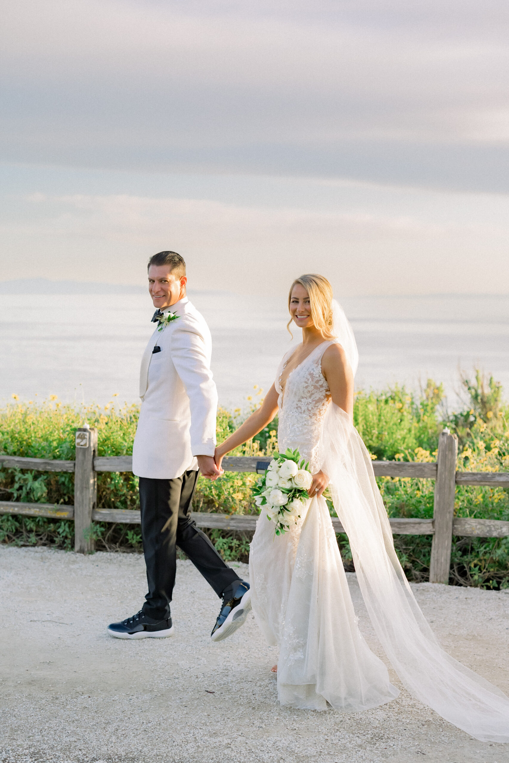 Alyssa & Christian's Black and White Wedding at the Ritz Carlton Bacara ...