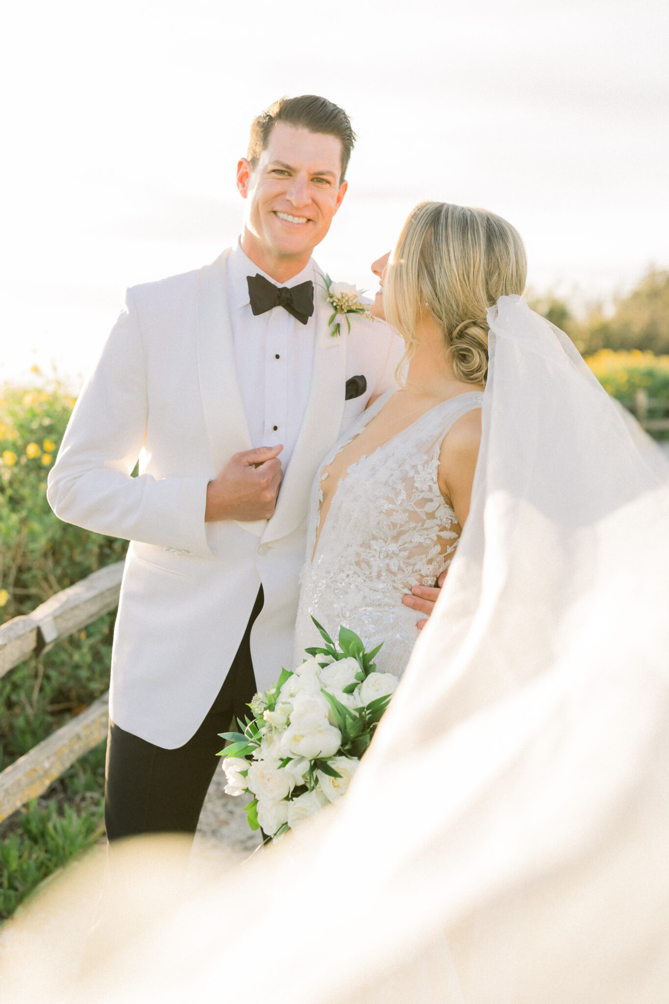 Alyssa & Christian's Black and White Wedding at the Ritz Carlton Bacara ...